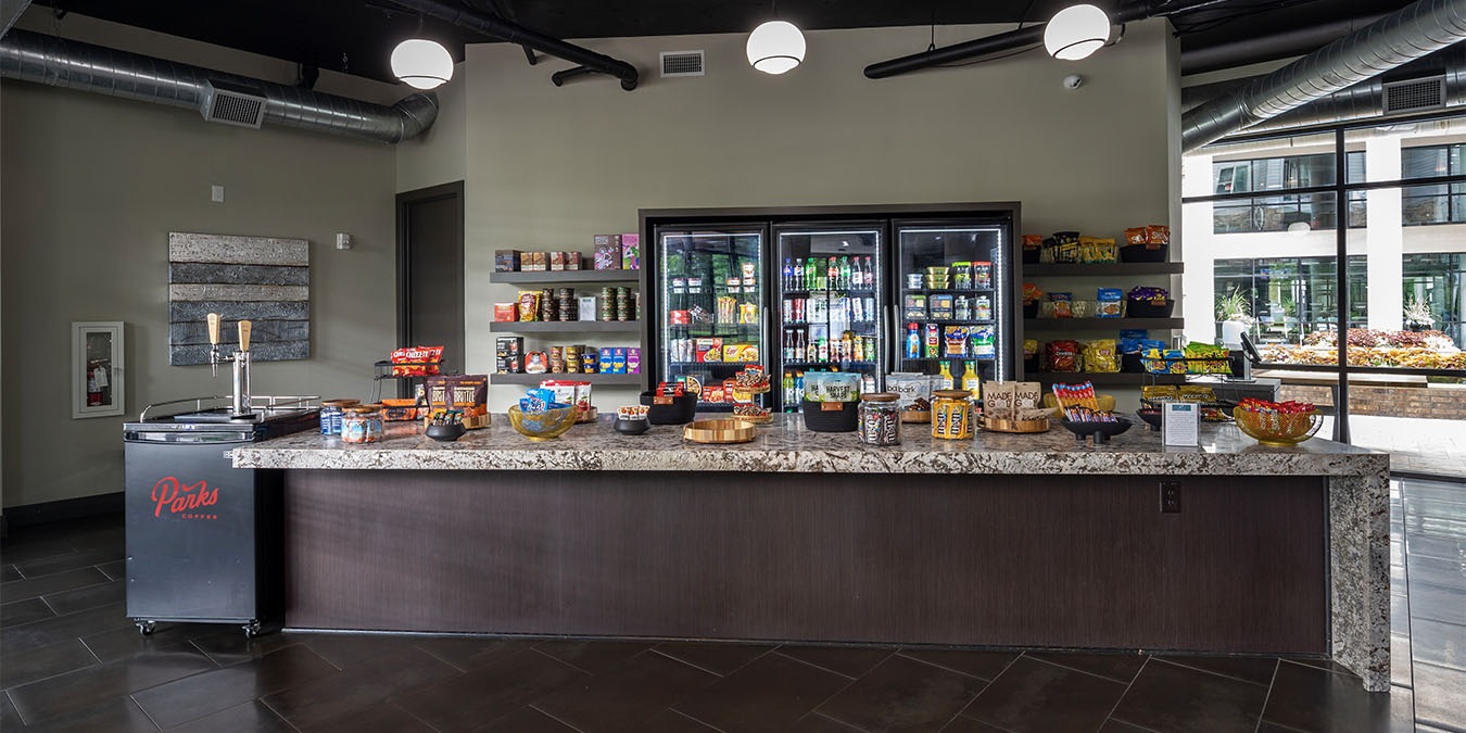 Elan Med Center: Located minutes from the Texas Medical Center