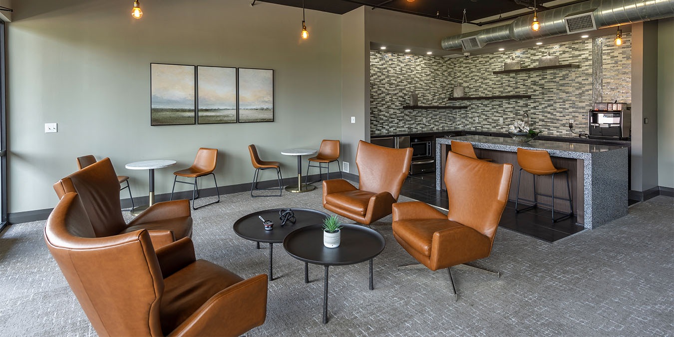 Elan Med Center: Located minutes from the Texas Medical Center